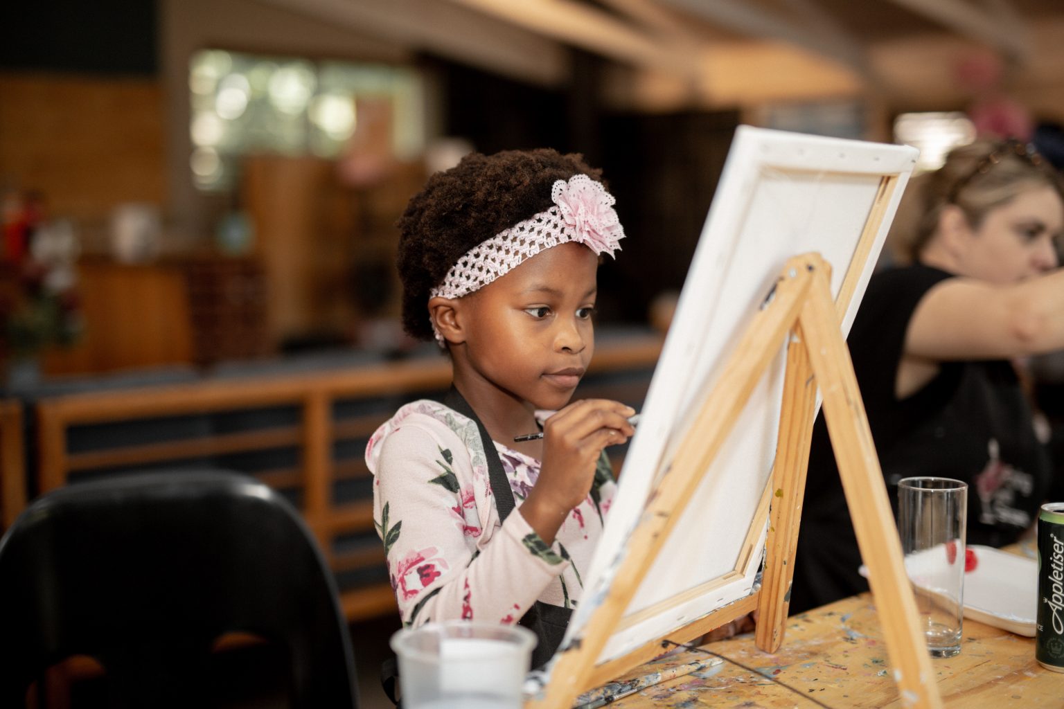 Painting With Grapes – Fun Group Art Class